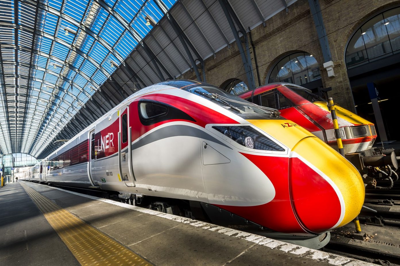 London North Eastern Railway - LNER - Azuma train close-up (NCN) - Greatdays Group Travel