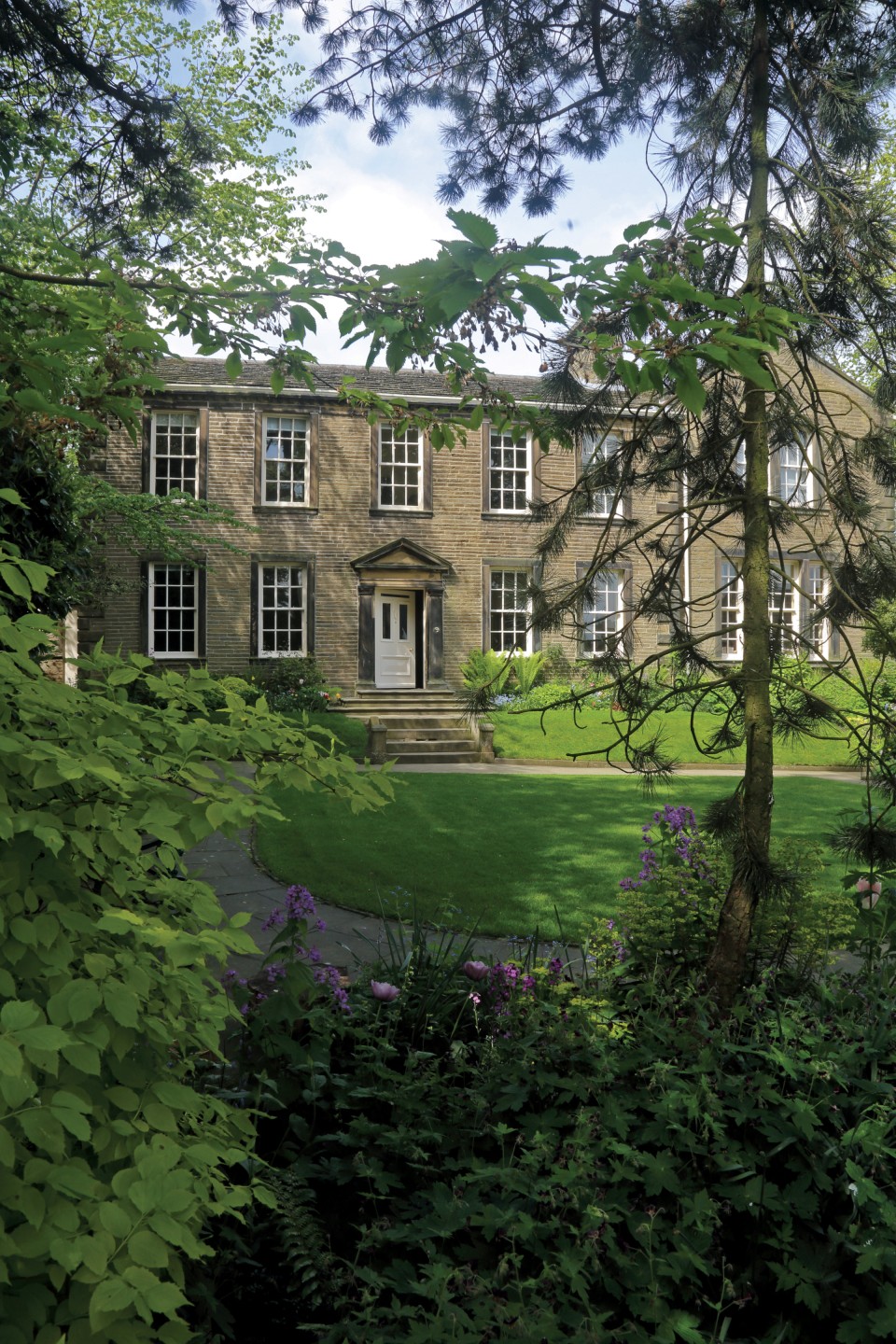 Bronte Parsonage Museum, Haworth, Yorkshire - Frontage of Bronte ...