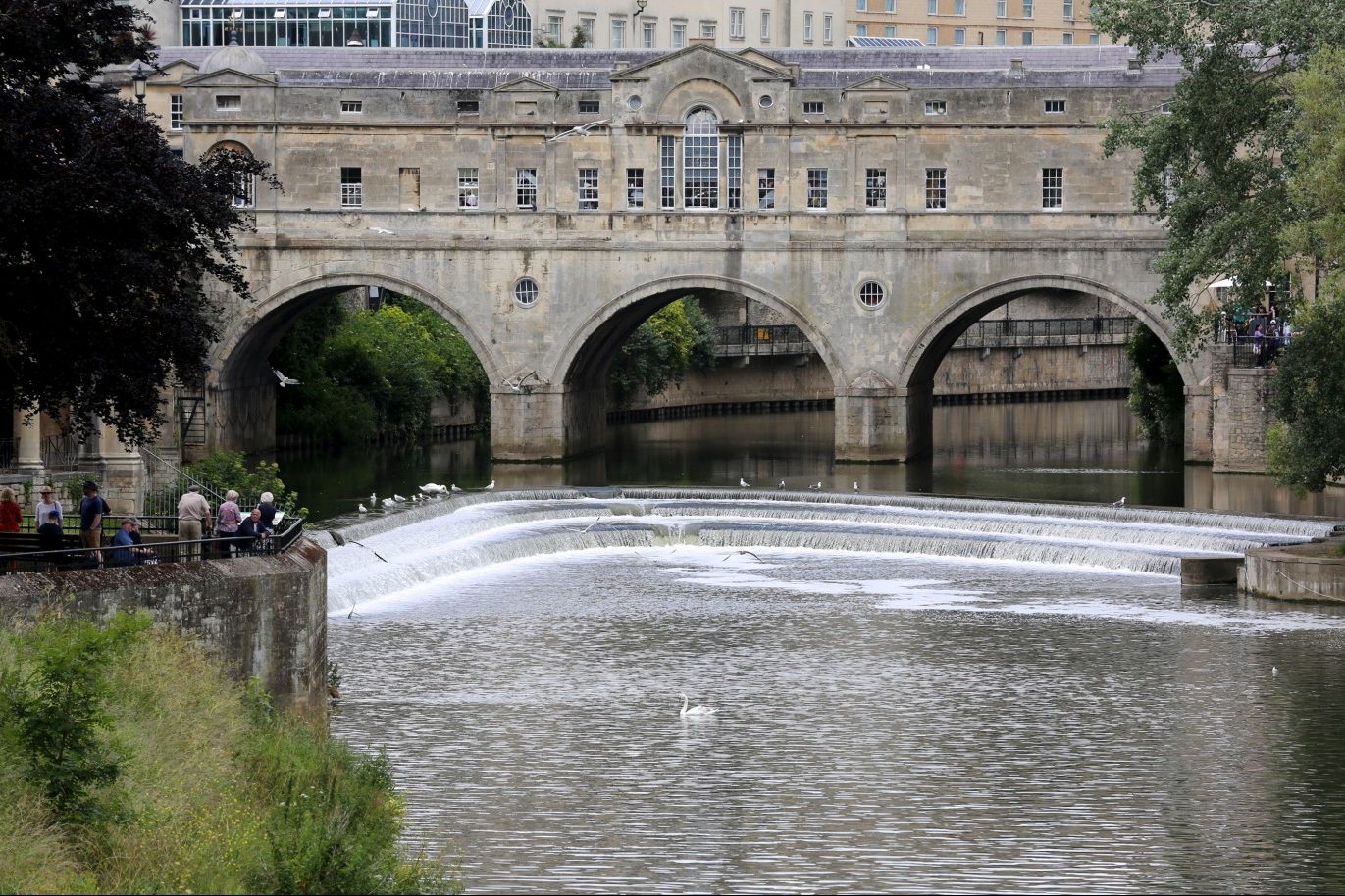 Pulteney Bridge, Bath, Somerset - Pulteney Bridge and Weir ©Bath BID ...