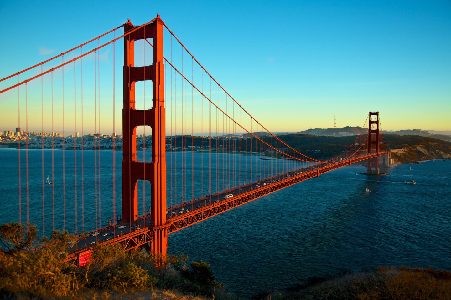 San Francisco, California, USA - The Golden Gate with the sun ...