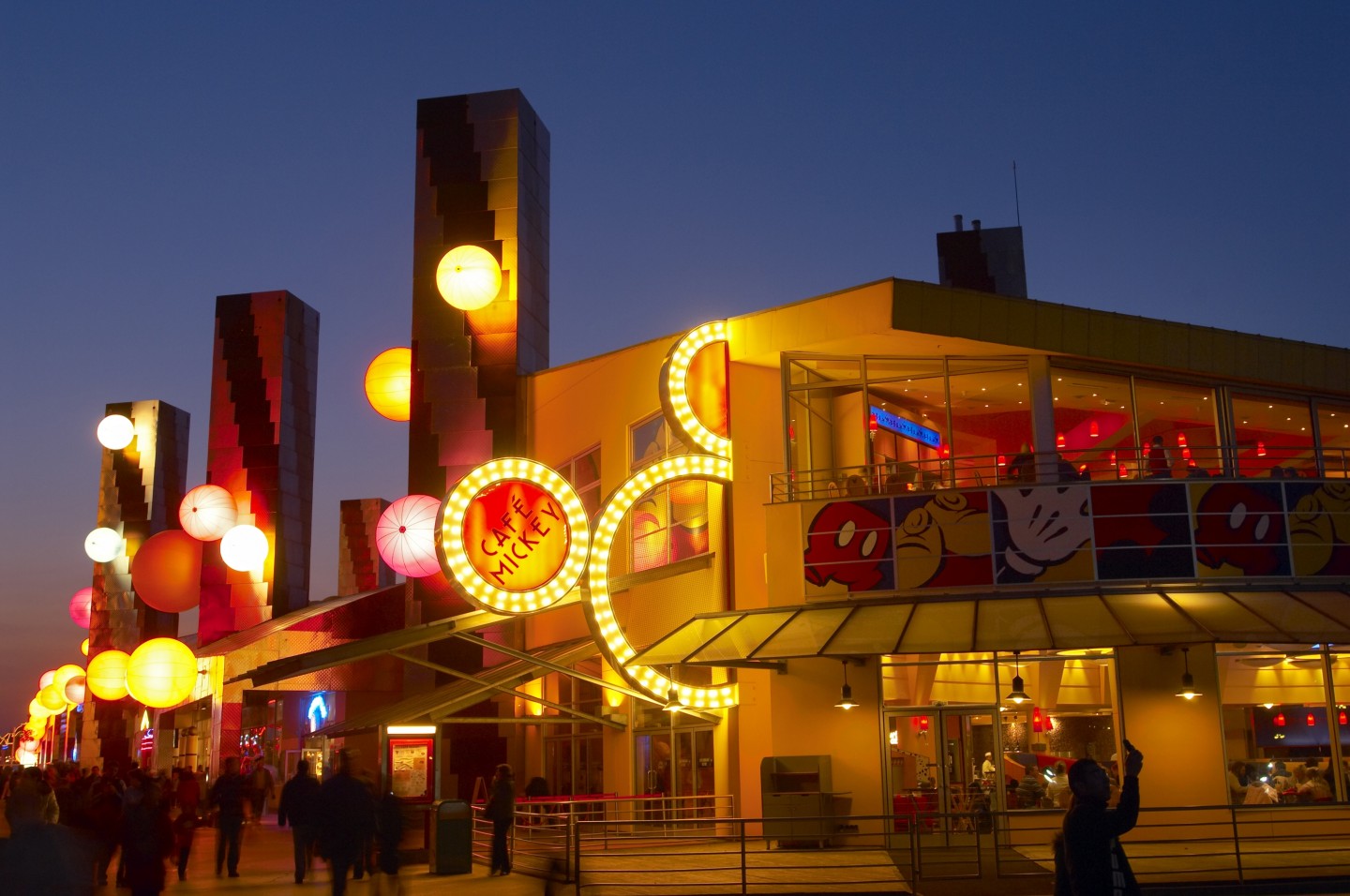 cafe-mickey-disney - Greatdays Group Travel