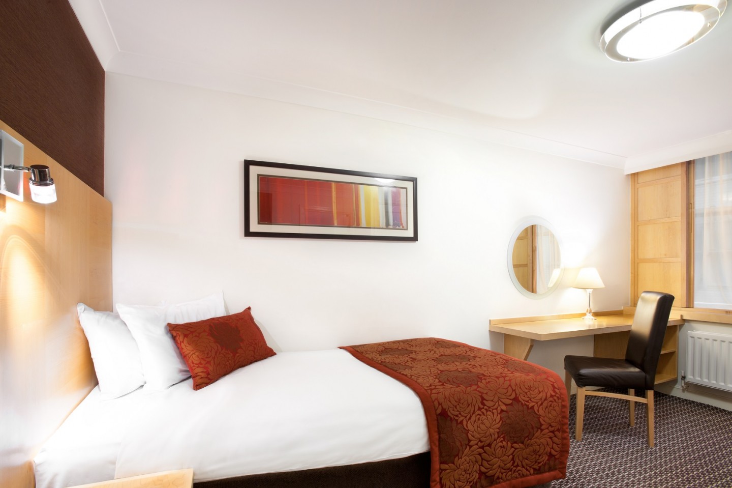 Standard single room at Strand Palace Hotel (NCN) - Greatdays Group Travel